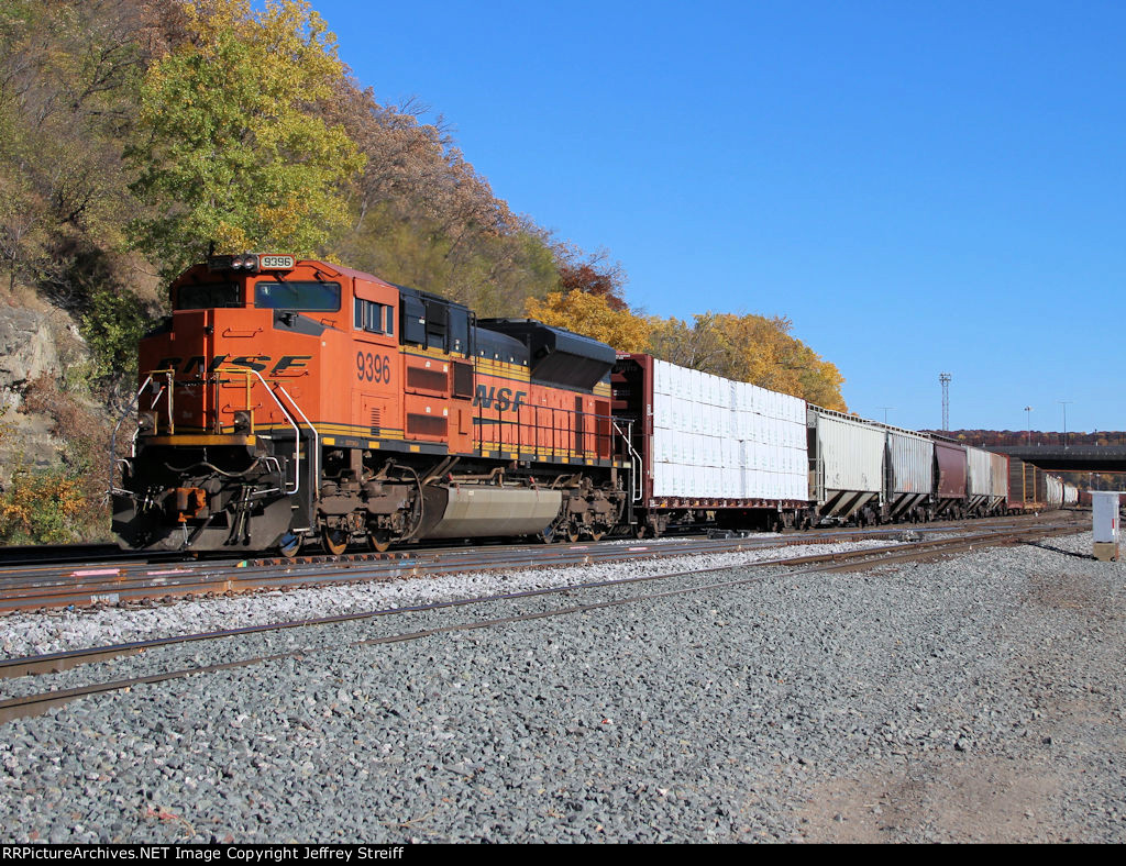 BNSF 9396